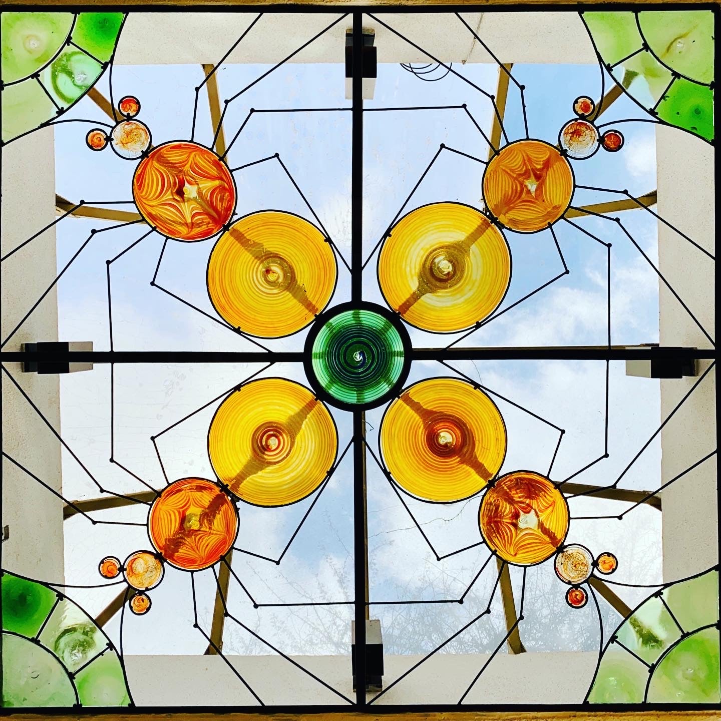 funky fencing – Kitengela Glass