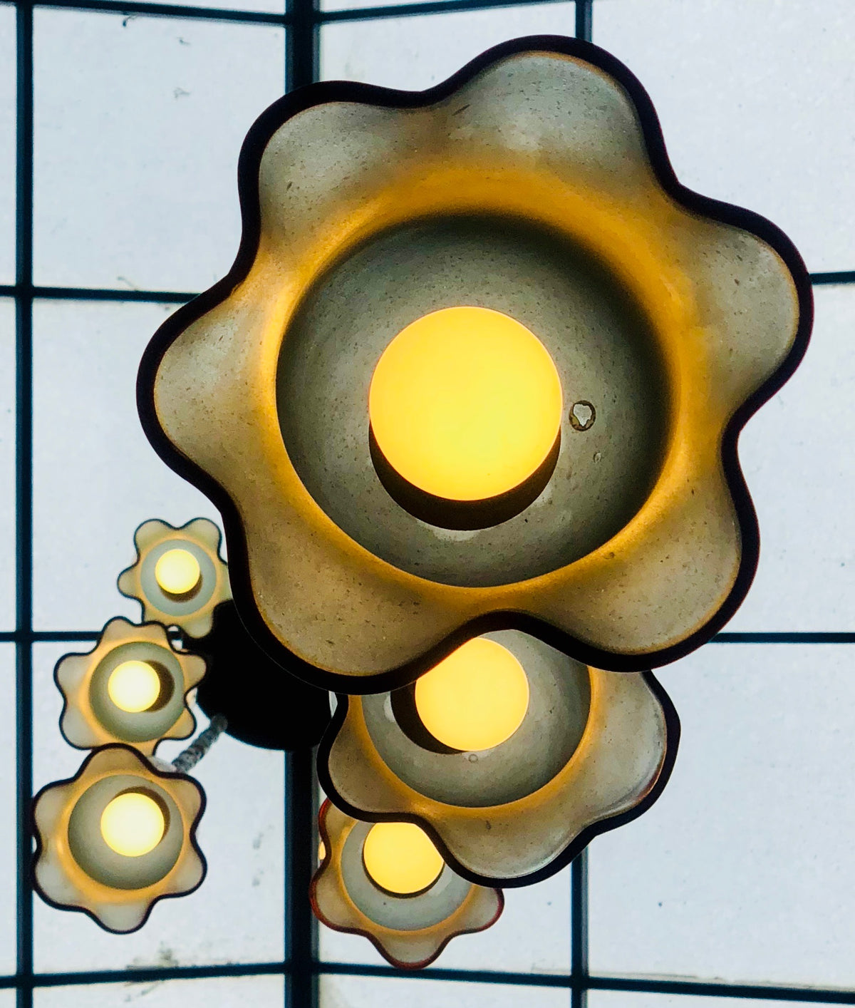 Chandelier 'Floppy Cups' hanging cluster– Kitengela Glass