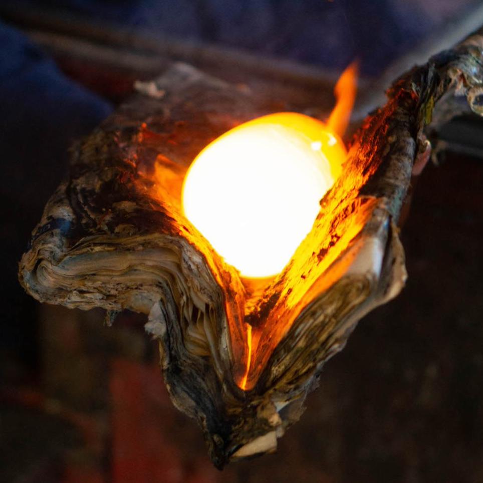 Experience - 15 minutes glassblowing - ‘Touching Fire’– Kitengela Glass