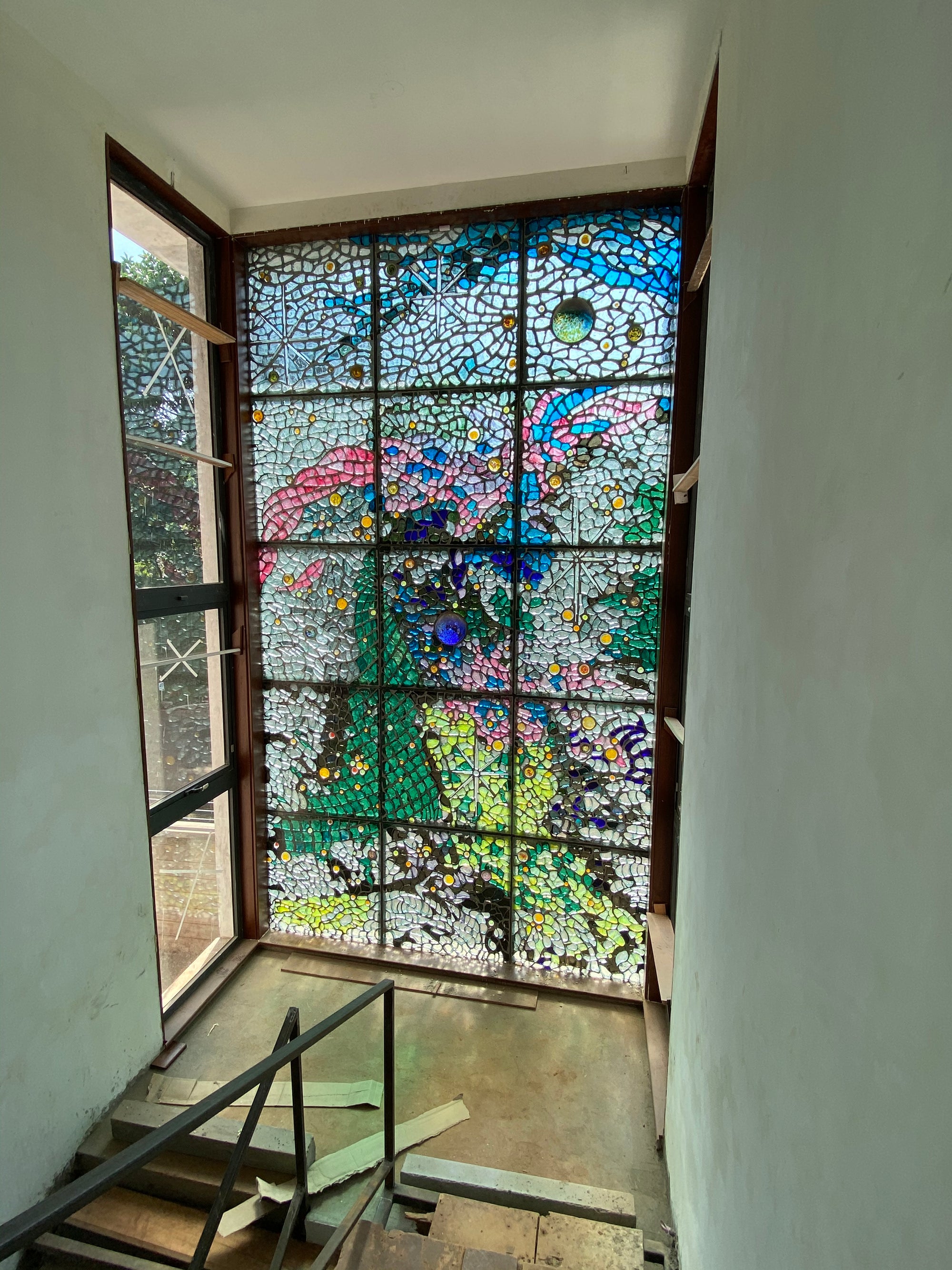 Dalle de Verre 'Continuum' panel ~ 5 x 3m – Kitengela Glass