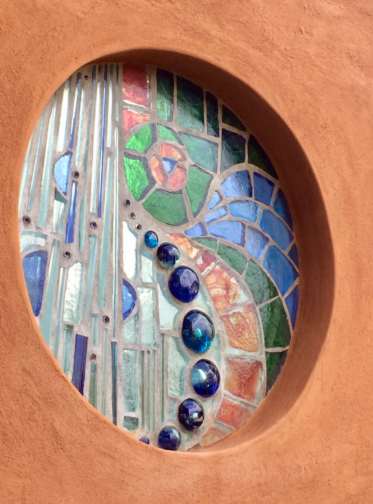 Dalle de Verre 'Maike' panel ~ 1m diameter– Kitengela Glass