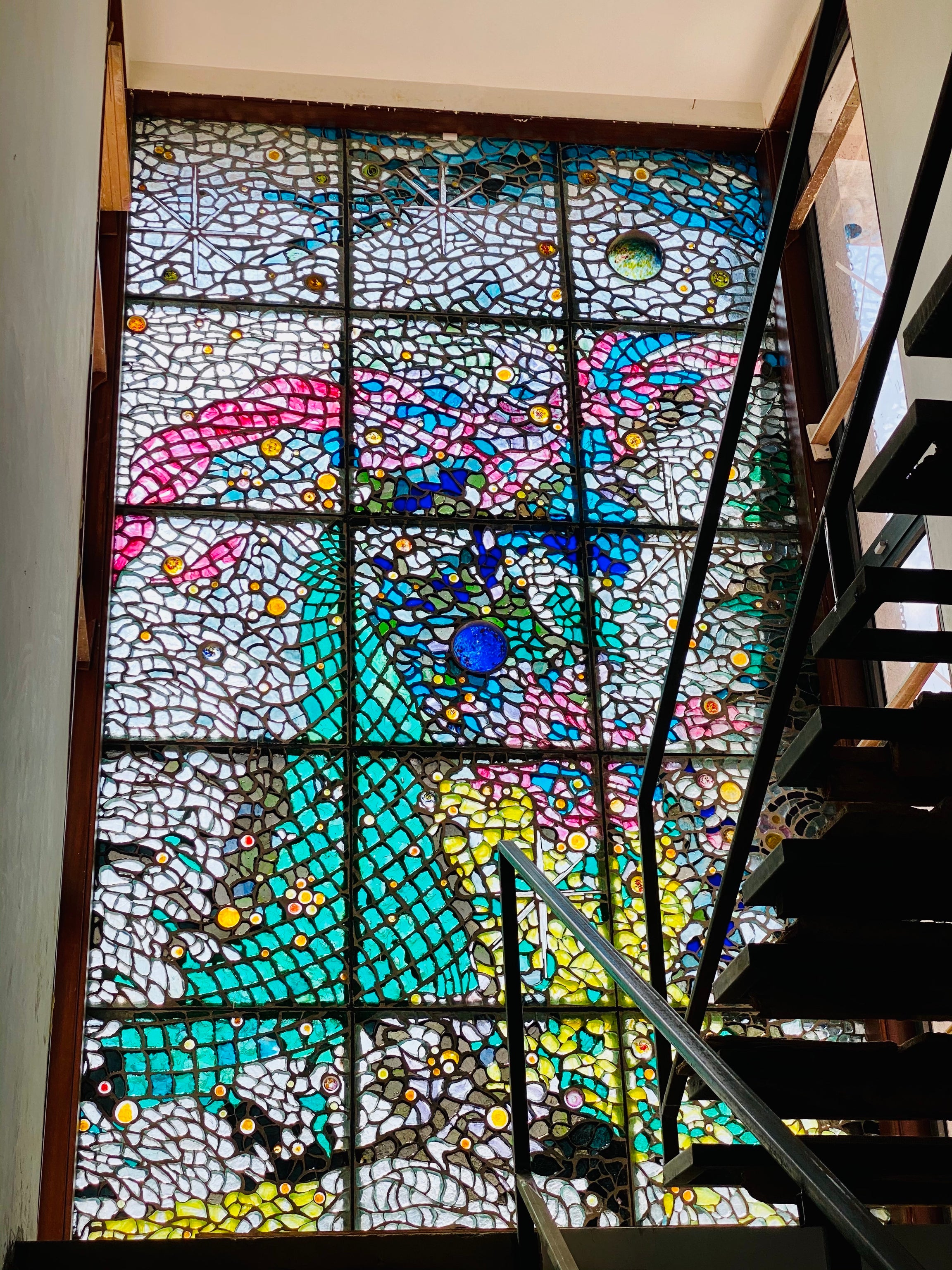 Dalle de Verre 'Continuum' panel ~ 5 x 3m – Kitengela Glass